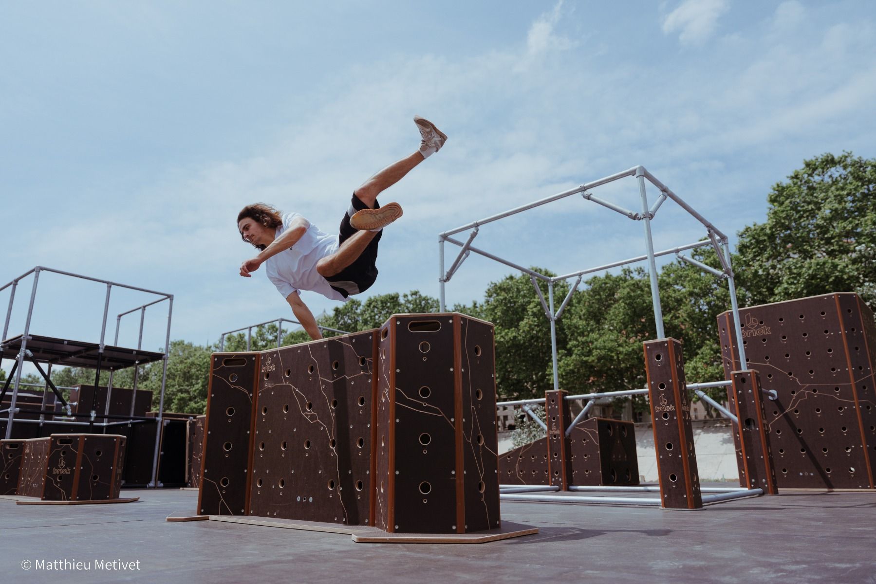 HIGH BONE ASSEMBLED MODULE Water-resistant